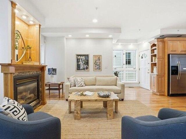 condo with 3 bedroom, Cambridge MA ES104477692