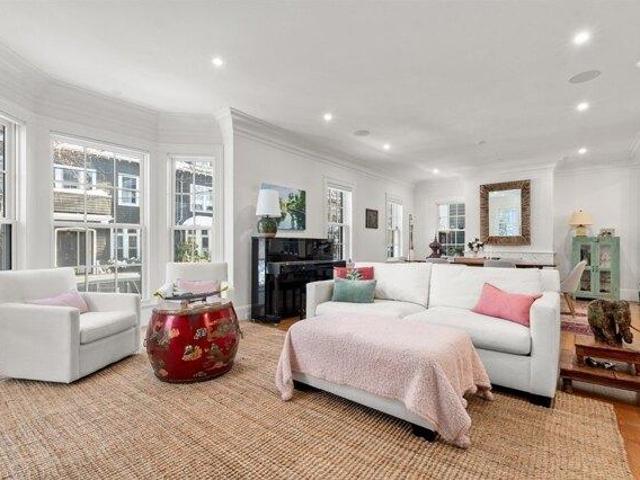 condo with 3 bedroom, Cambridge MA ES104849598