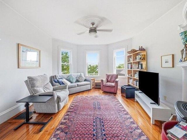 condo with 3 bedroom, Cambridge MA ES105106076