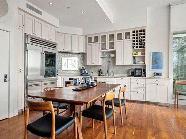 condo with 3 bedroom, Cambridge MA ES105108951