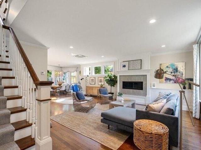 condo with 3 bedroom, Cambridge MA ES105127517
