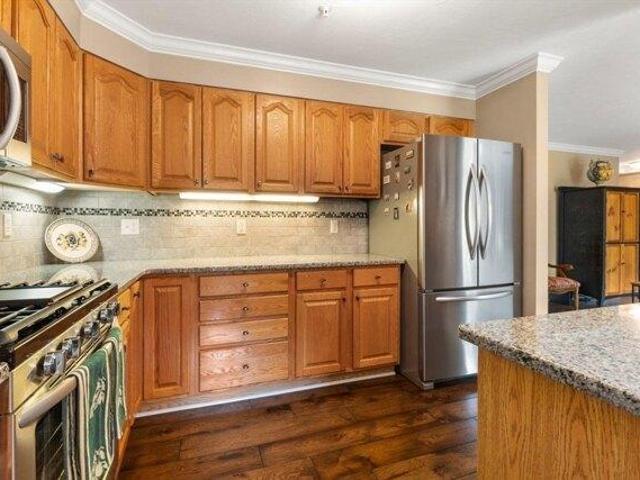 condo with 3 bedroom, Canton MA DLS103033871