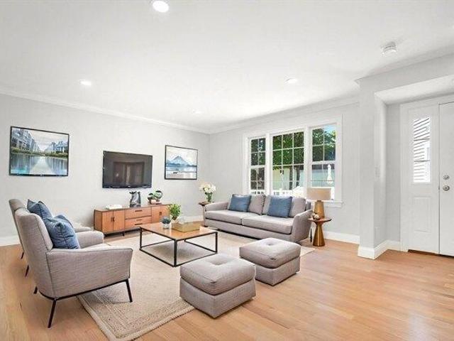 condo with 3 bedroom, Canton MA ES103434646
