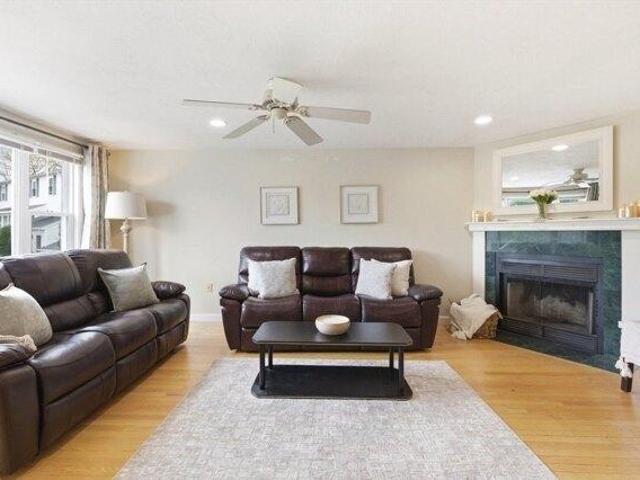 condo with 3 bedroom, Canton MA ES103969726