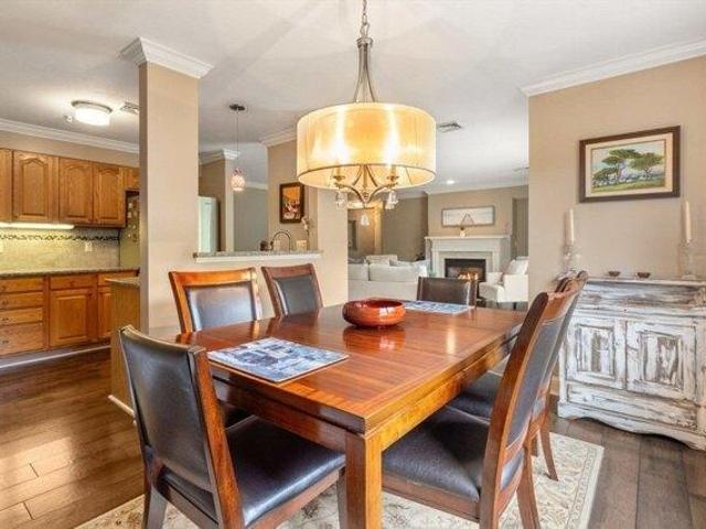 condo with 3 bedroom, Canton MA ES104191363