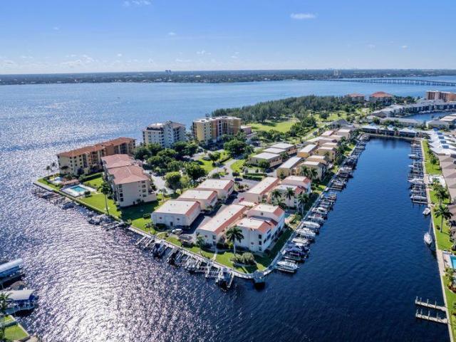 condo with 3 bedroom, Cape Coral FL DLS101011937