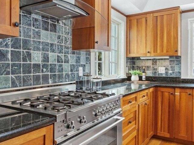 condo with 3 bedroom, Carlisle MA ES103808582