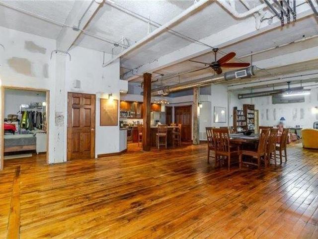condo with 3 bedroom, Central Falls RI DS104044790