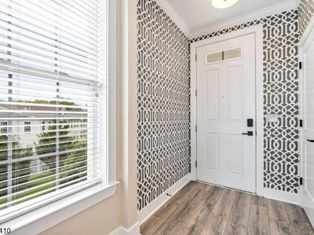 condo with 3 bedroom, Cedar Grove NJ ES104351101