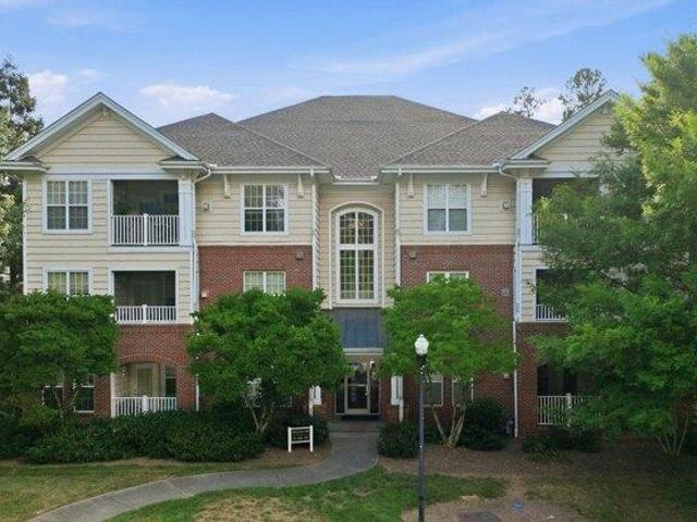 condo with 3 bedroom, Chapel Hill NC ES103600692