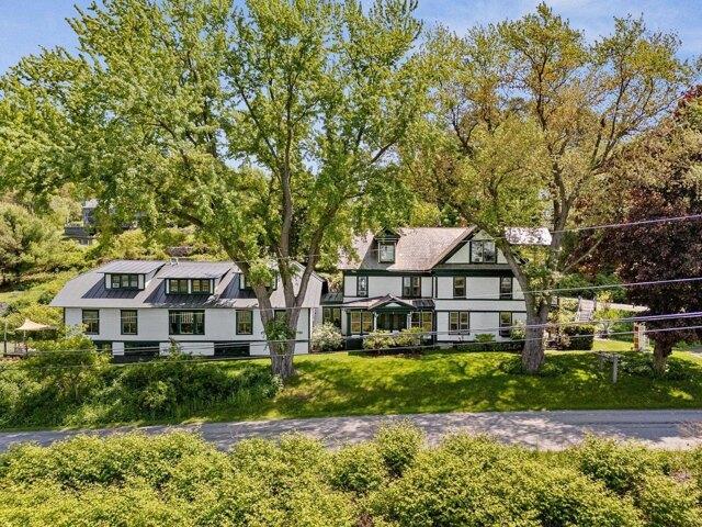 condo with 3 bedroom, Charlotte VT ES104870156