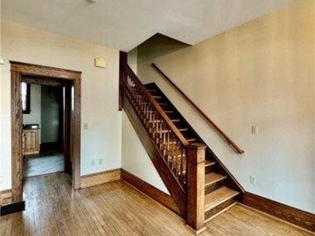 condo with 3 bedroom, Charleston WV DS91592923