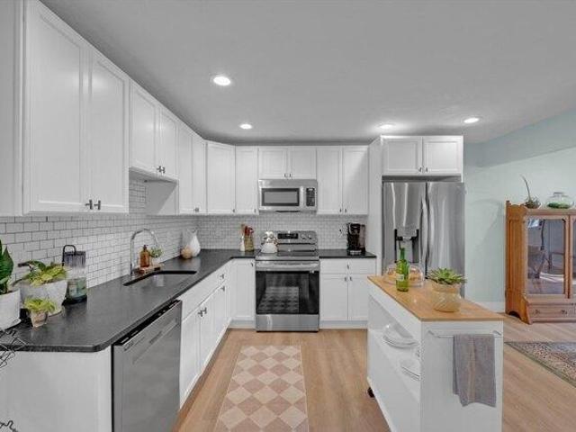 condo with 3 bedroom, Charlton MA DS102669837