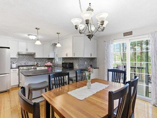 condo with 3 bedroom, Chelmsford MA ES104079237