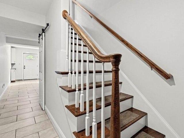 condo with 3 bedroom, Chelmsford MA ES104834181