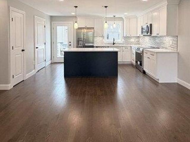 condo with 3 bedroom, Chelmsford MA ES105141305