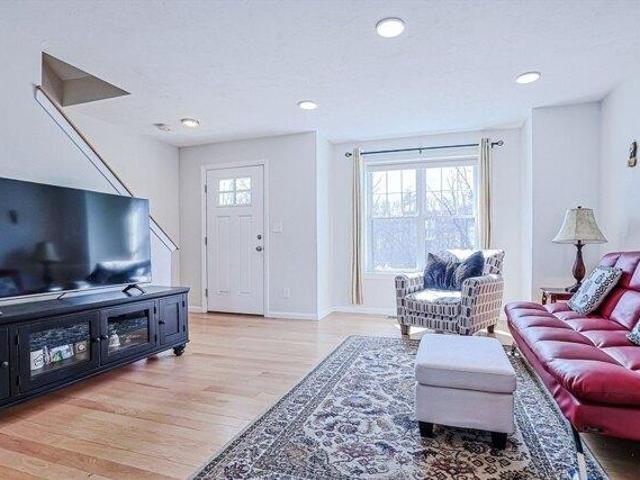 condo with 3 bedroom, Chelmsford MA ES102859635