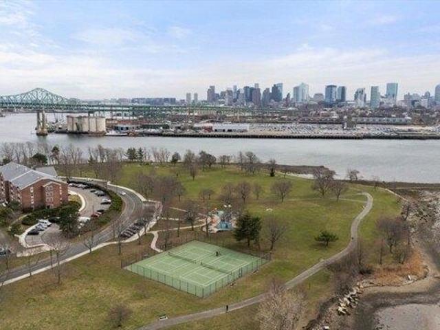 condo with 3 bedroom, Chelsea MA DLS102371603