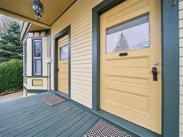 condo with 3 bedroom, Chelsea MA DS104331536