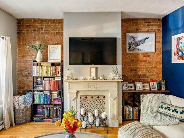 condo with 3 bedroom, Chelsea MA ES104515260