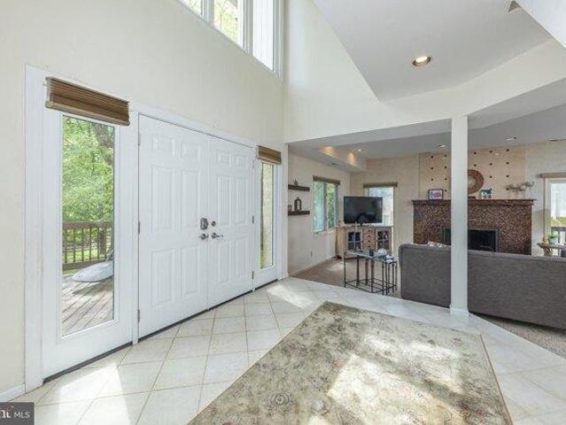 condo with 3 bedroom, Cherry Hill NJ DS102559383
