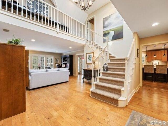 condo with 3 bedroom, Cheshire CT DS103187109