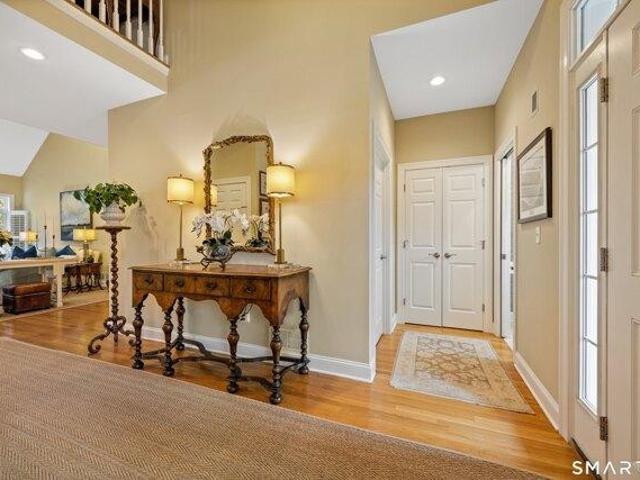 condo with 3 bedroom, Cheshire CT DS103125794