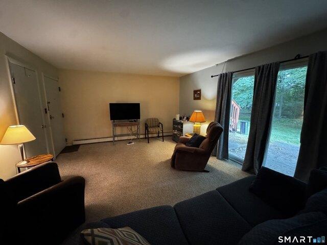 condo with 3 bedroom, Cheshire CT ES103433742