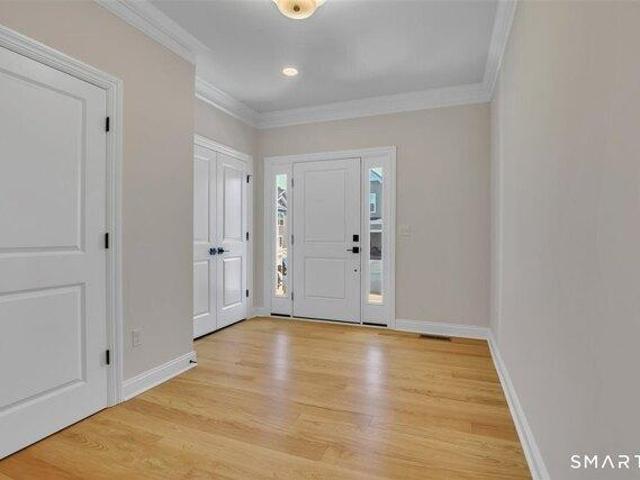 condo with 3 bedroom, Cheshire CT ES105141313