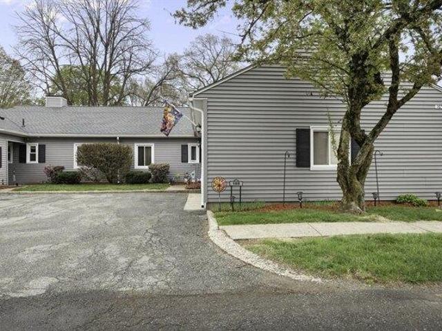 condo with 3 bedroom, Chicopee MA DLS101601508