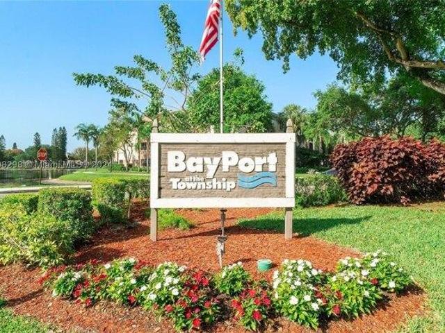 condo with 3 bedroom, Coconut Creek FL ES104900527