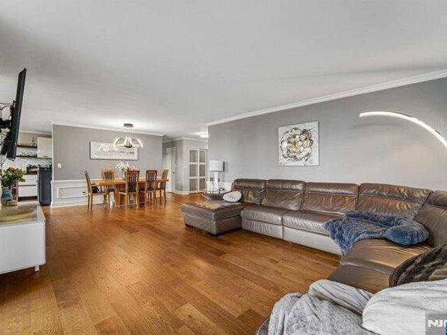 condo with 3 bedroom, Cliffside Park NJ DLS102728052