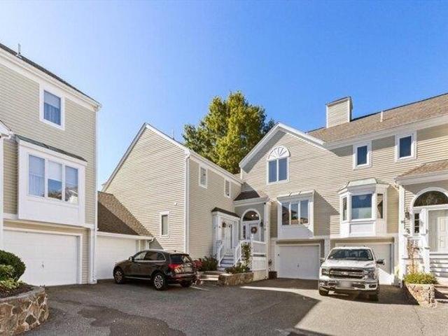 condo with 3 bedroom, Danvers MA DLS102156424