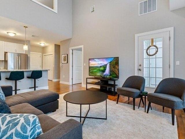 condo with 3 bedroom, Danvers MA DLS102708838