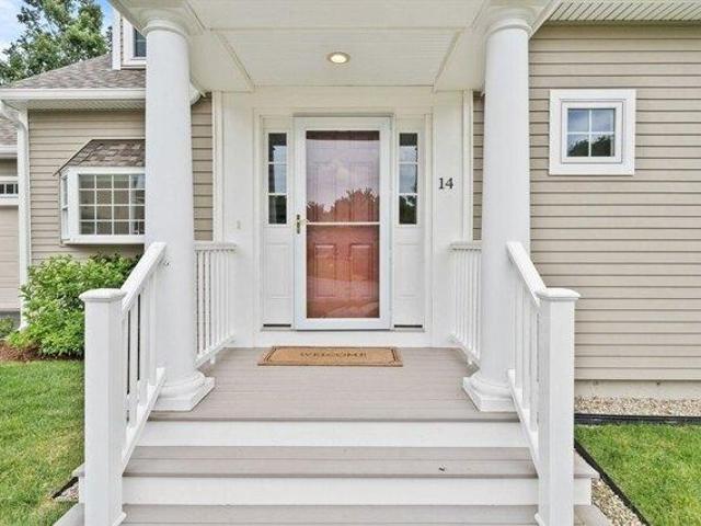 condo with 3 bedroom, Danvers MA DS104077148