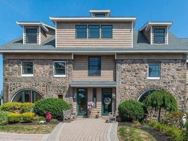 condo with 3 bedroom, Danvers MA DS102799929