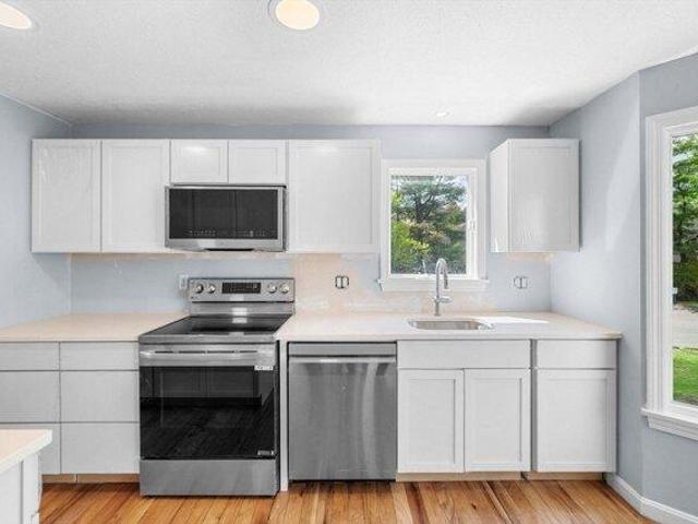 condo with 3 bedroom, Danvers MA DS103075114