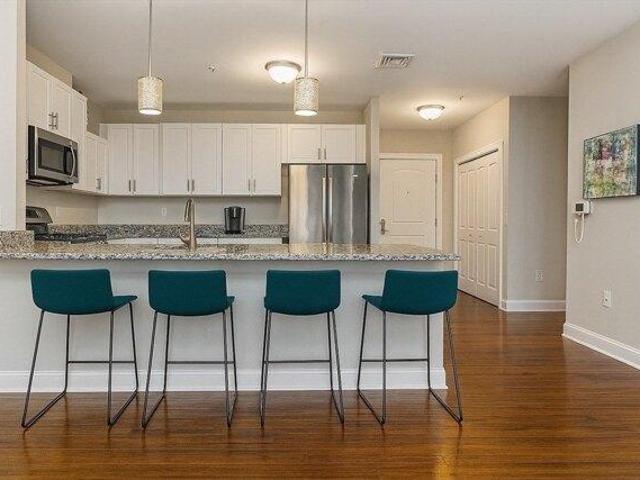 condo with 3 bedroom, Danvers MA ES103663008