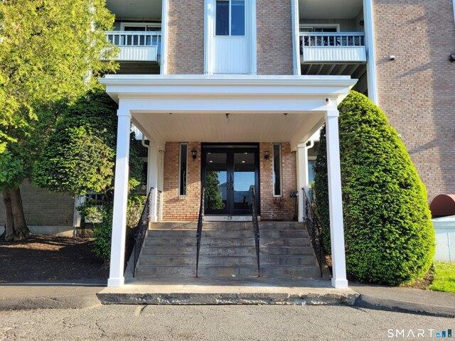 condo with 3 bedroom, Danbury CT DS104237970