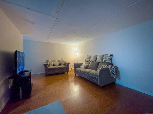 condo with 3 bedroom, Danbury CT DS88296426