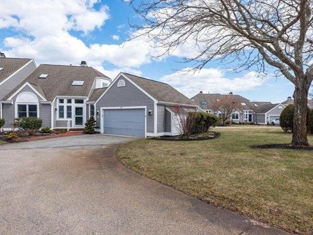 condo with 3 bedroom, Dartmouth MA DS102372321