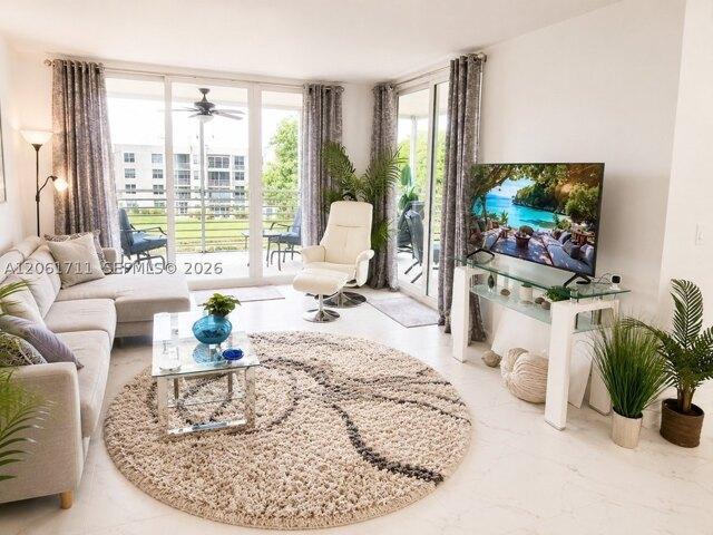 condo with 3 bedroom, Davie FL ES104900981