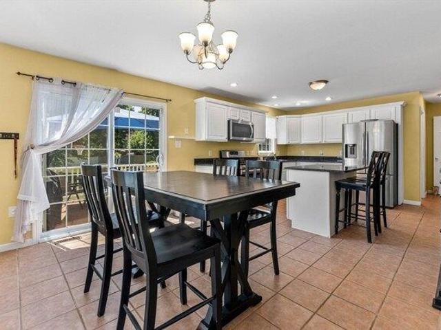 condo with 3 bedroom, Dedham MA DS103443499