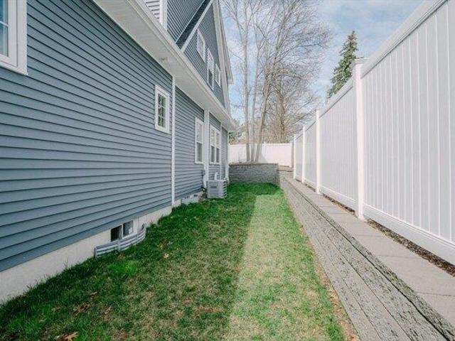 condo with 3 bedroom, Dedham MA DS103497115