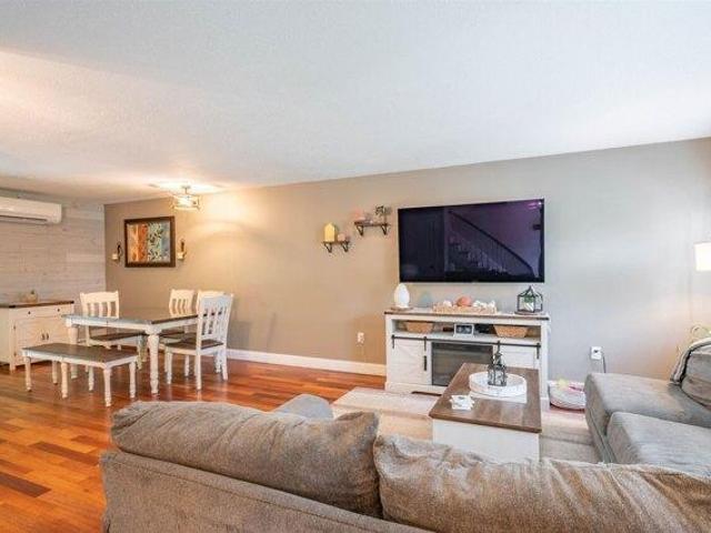 condo with 3 bedroom, Derry NH DS103247581