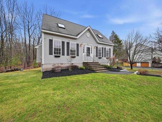 condo with 3 bedroom, Derry NH DS104193045