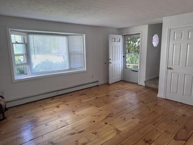 condo with 3 bedroom, Derry NH ES104148614
