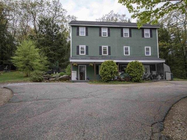 condo with 3 bedroom, Derry NH ES104807307