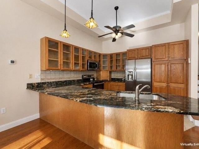condo with 3 bedroom, Dover NH DLS102315597