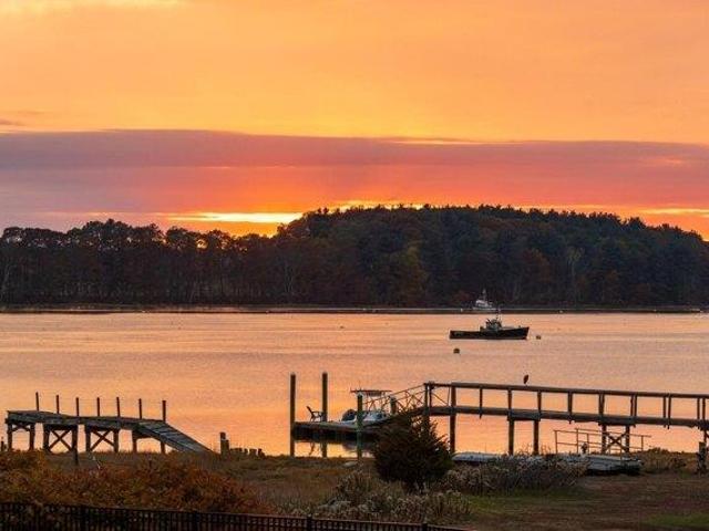 condo with 3 bedroom, Dover NH DS104232651